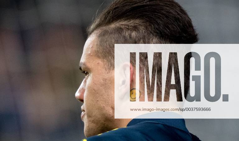 The smiley face tattoo on the neck of Goalkeeper Ederson (Manchester ...