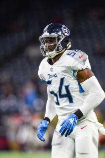 HOUSTON, TX - NOVEMBER 26: Tennessee Titans inside linebacker Rashaan ...