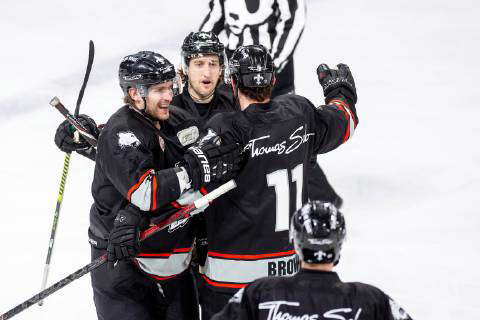 Goal Jubilation Goal Jubilation Shawn Lalonde 8 Thomas Sabo Ice Tigers ...