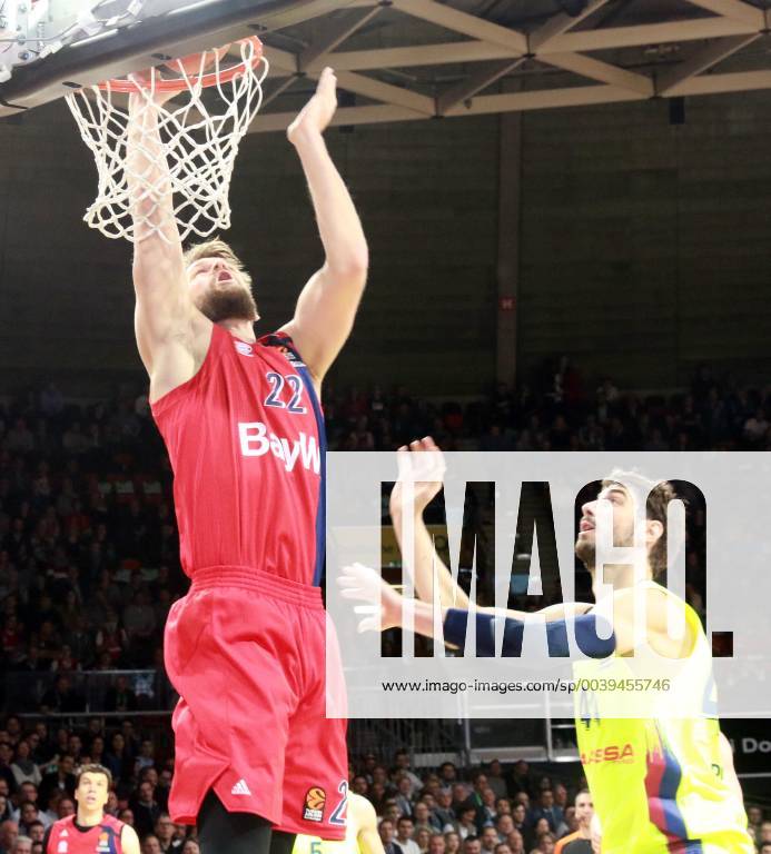 Danilo Barthel li FC Bayern Ante Tomic Barcelona Basketball EuroLeague ...