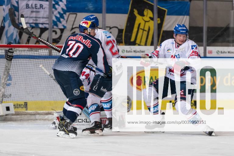Maximilian Daubner EHC Red Bull Munich Brendan Mikkelson Adler Mannheim ...