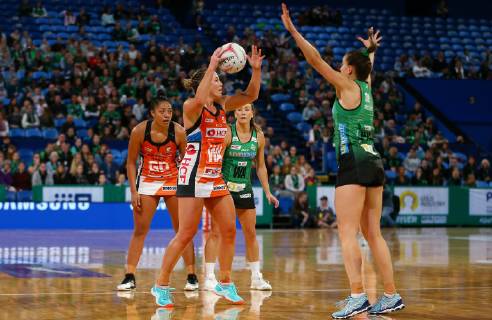 SUPER NETBALL FEVER GIANTS, Kim Green of the Giants under pressure from ...