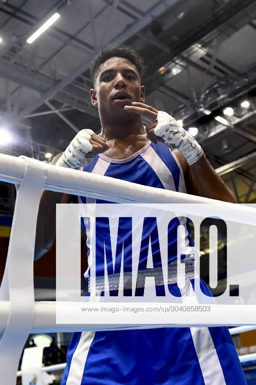 Belgian boxer Victor Schelstraete (blue corner) pictured in action ...