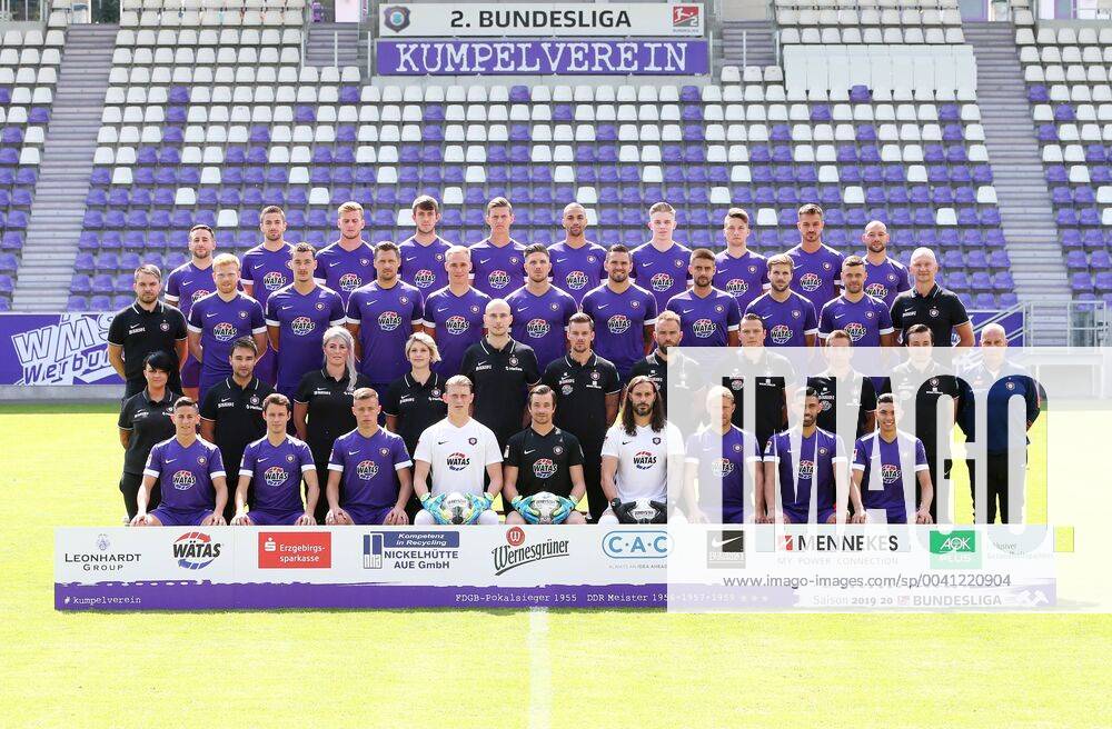 Team presentation Erz Aue Football 2 Bundesliga FC Erzgebirge Aue 2 ...
