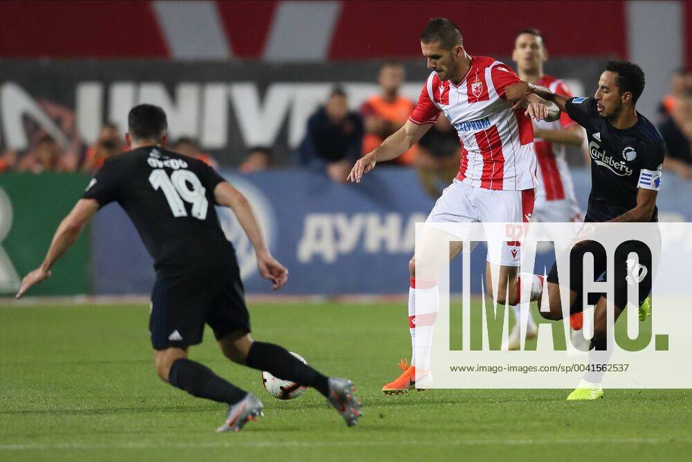 ALEKSA VUKANOVIC fudbaler Crvene zvezde na utakmici kvalifikacija za ...