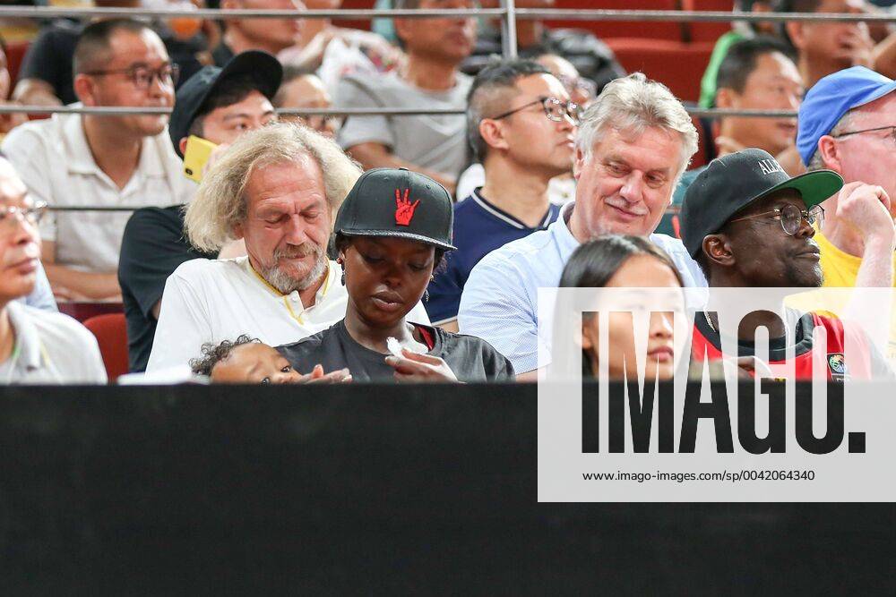 Awa sister and brother Cheyassin Secka by Dennis Schroeder 17 Germany ...