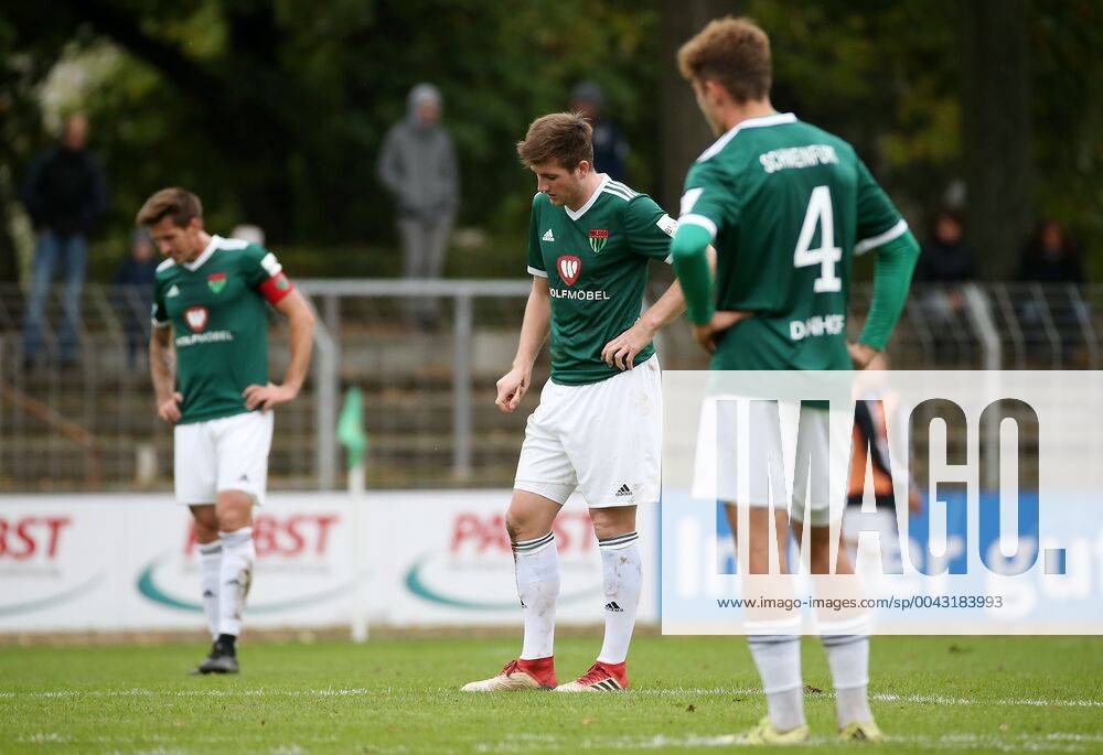 v li Lukas Billick 1 FC Schweinfurt 05 , Kevin Fery 1 FC Schweinfurt 05 , Tim Danhof 1 FC