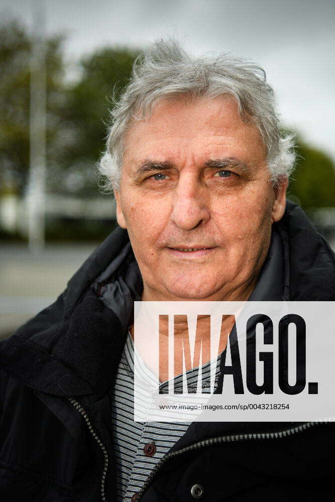 191008 Zlatan Ibrahimovic ? father Sefik IbrahimoviÄ ? pose for a ...