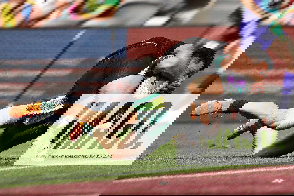 WORLD CUP 9S RUGBY LEAGUE, Tevin Arona of the Cook Islands scores a try ...