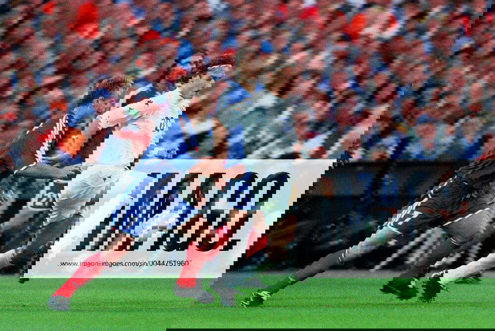 Francesco Totti & Deschamps France V Italy France V Italy Euro 2000 ...