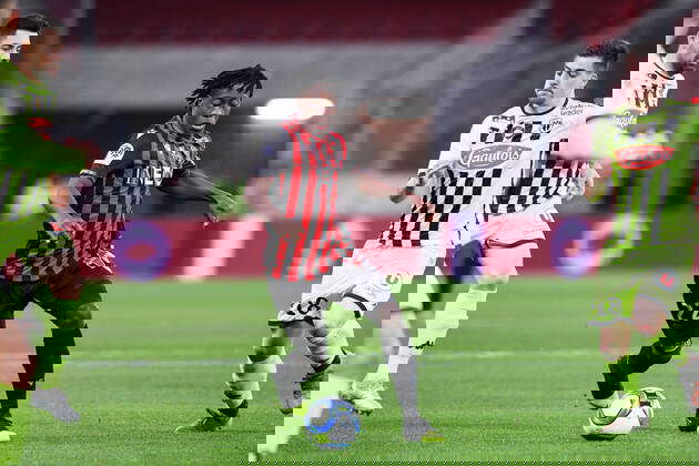 22 ARNAUD LUSAMBA FOOTBALL : Nice vs Angers - Ligue 1 Conforama - 30 11 ...