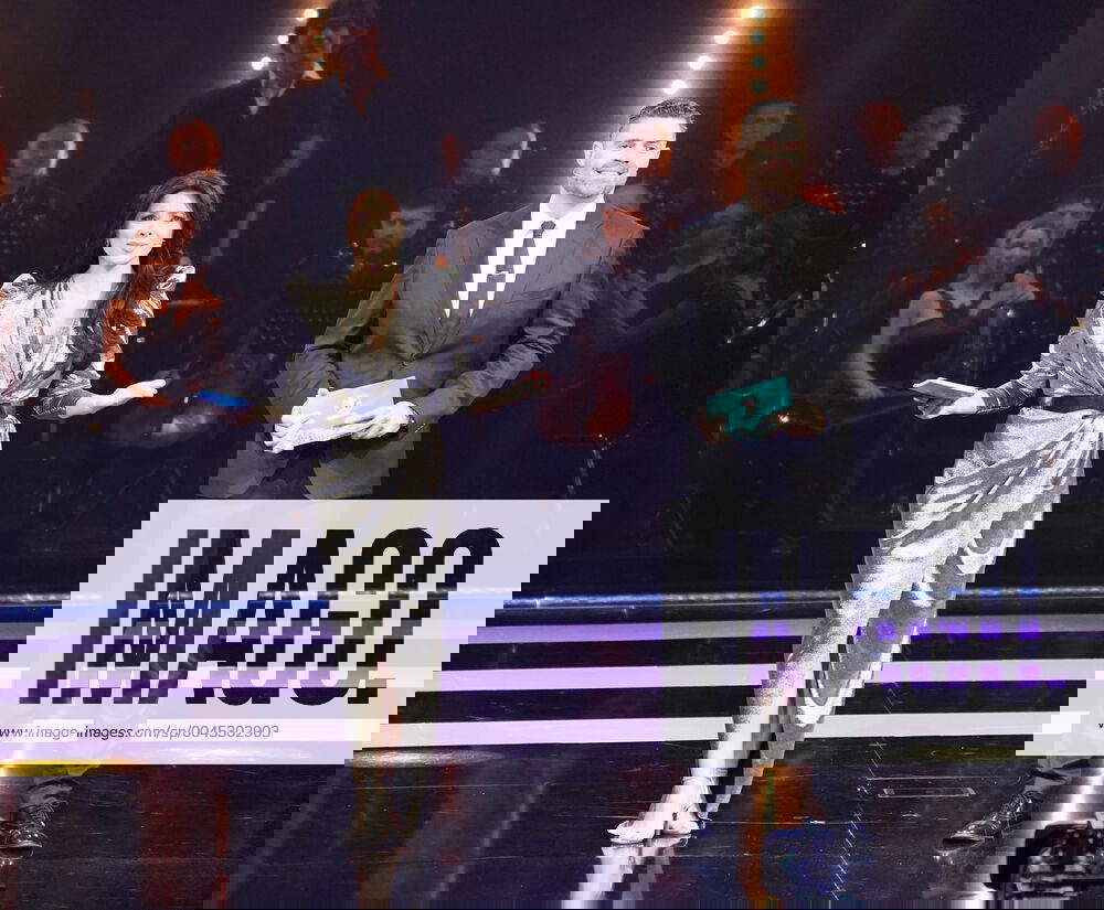 Corina Caragea and Pedro Pinto present the broadcast of the draw 30 11 ...