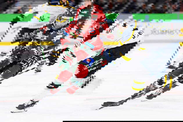 Frölundas Karl Stollery during the ice hockey match in SHL between ...