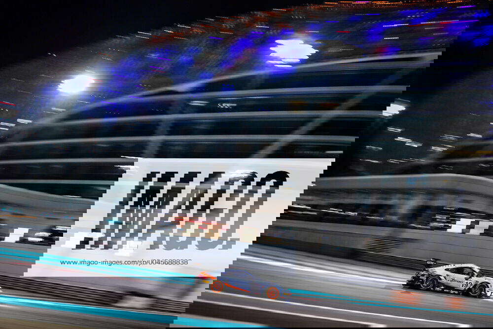 19 GPX RACING (UAE) PORSCHE 911 GT3 R STUART HALL¨BENJI (GBR) GOETHE ...