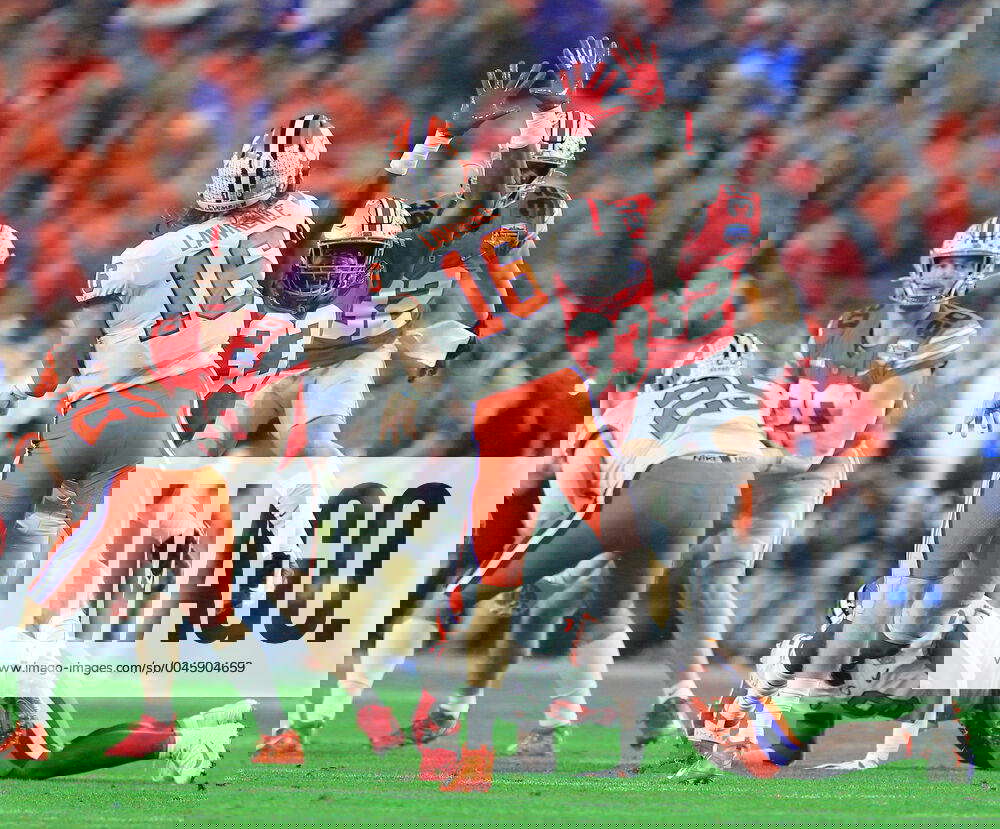 December 28, 2019: Ohio State Buckeyes defensive end Zach Harrison (33 ...