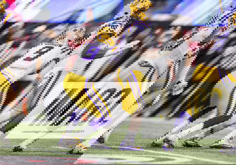 December 28, 2019: LSU quarterback Joe Burrow (9) runs with the ball ...