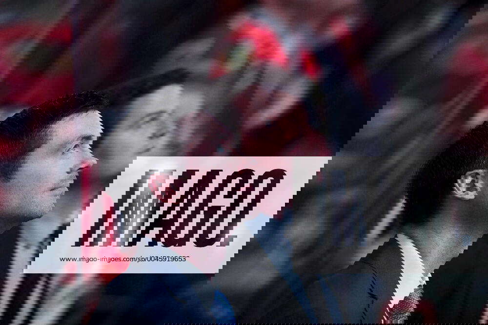 January 7, 2019, Chicago, IL, USA: Chicago Blackhawks head coach Jeremy ...