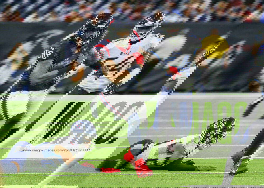 HOUSTON, TX - DECEMBER 29: Houston Texans tight end Jordan Akins (88 ...