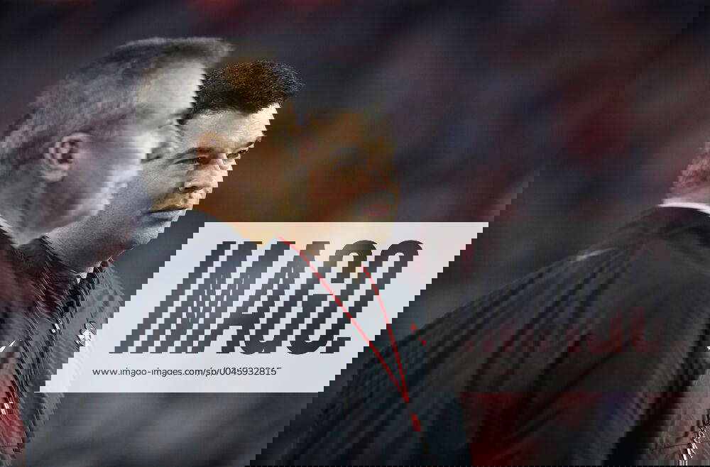 Former Ohio State coach Urban Meyer with Ohio State Buckeyes head coach ...