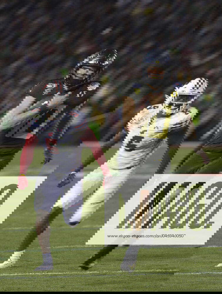 January 1, 2020, Pasadena, CALIFORNIA, USA: Justin Herbert 10 of the ...