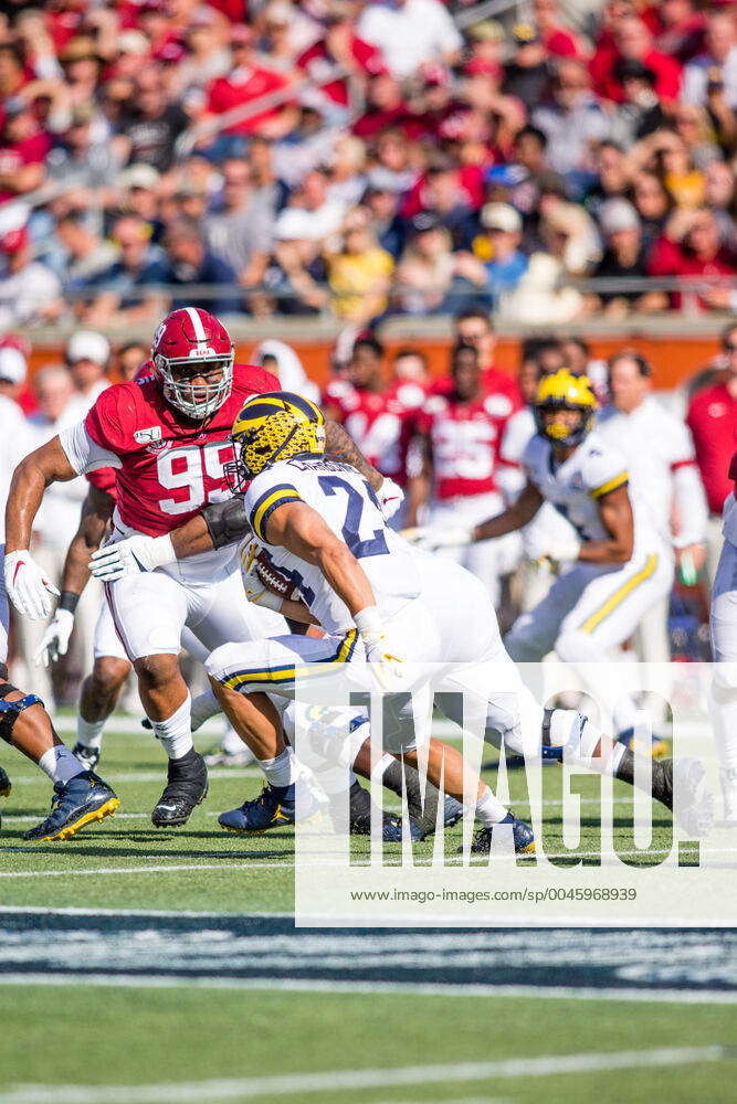 January 1, 2020: Alabama defensive end Raekwon Davis (99) focuses on ...