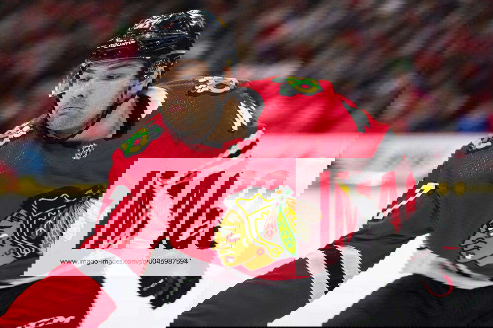 : Chicago, Illinois, U.S. - Blackhawks 47 John Quenneville in action during the National Hockey