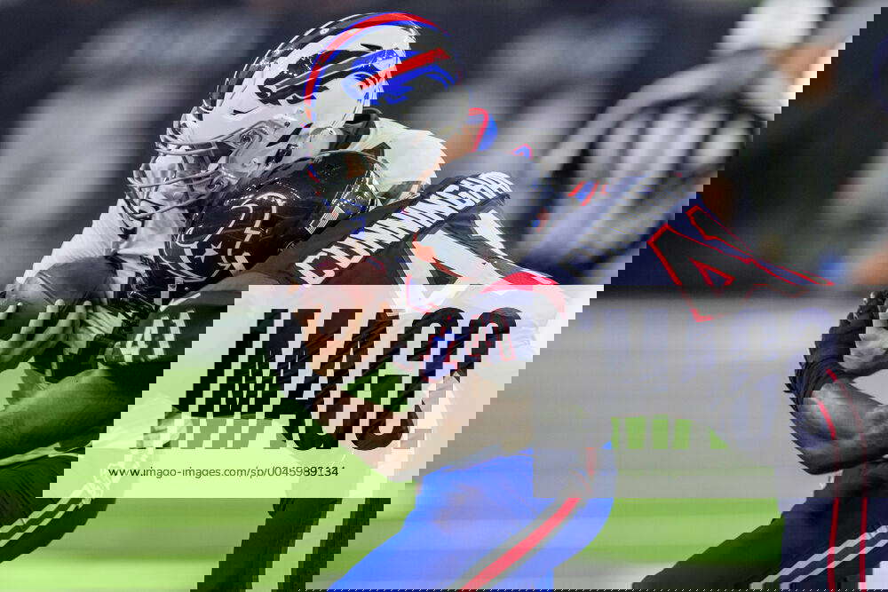 January 4, 2020: Buffalo Bills quarterback Josh Allen (17) takes a hard ...