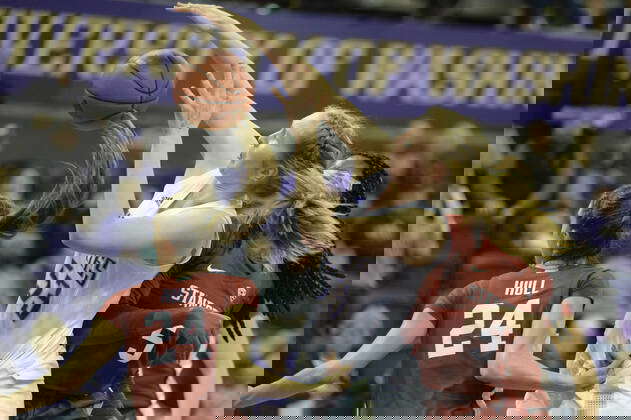 SEATTLE, WA - JANUARY 11: Washington Huskies center Darcy Rees (53 ...