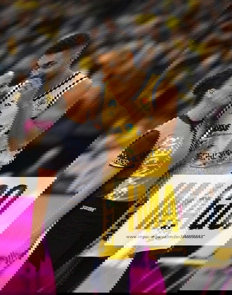 Referees Anne Panther and Kenneth Ogbe ALBA, at an entertainment ALBA ...