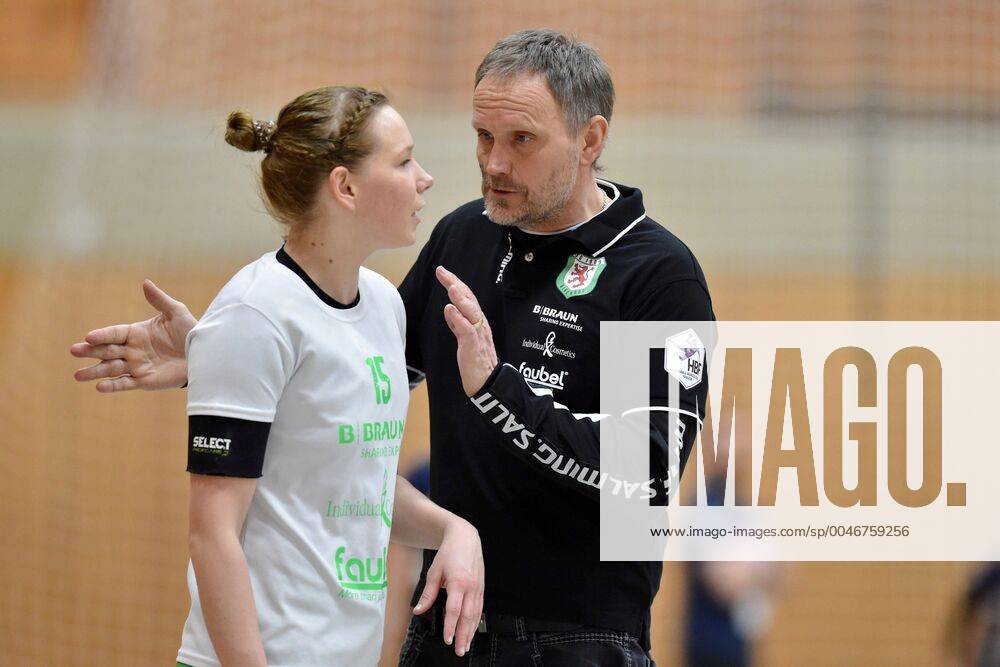 Gernot Weiss Coach SG 09 Kirchhof R and Diana Sabljak , GER, Handball 2 ...
