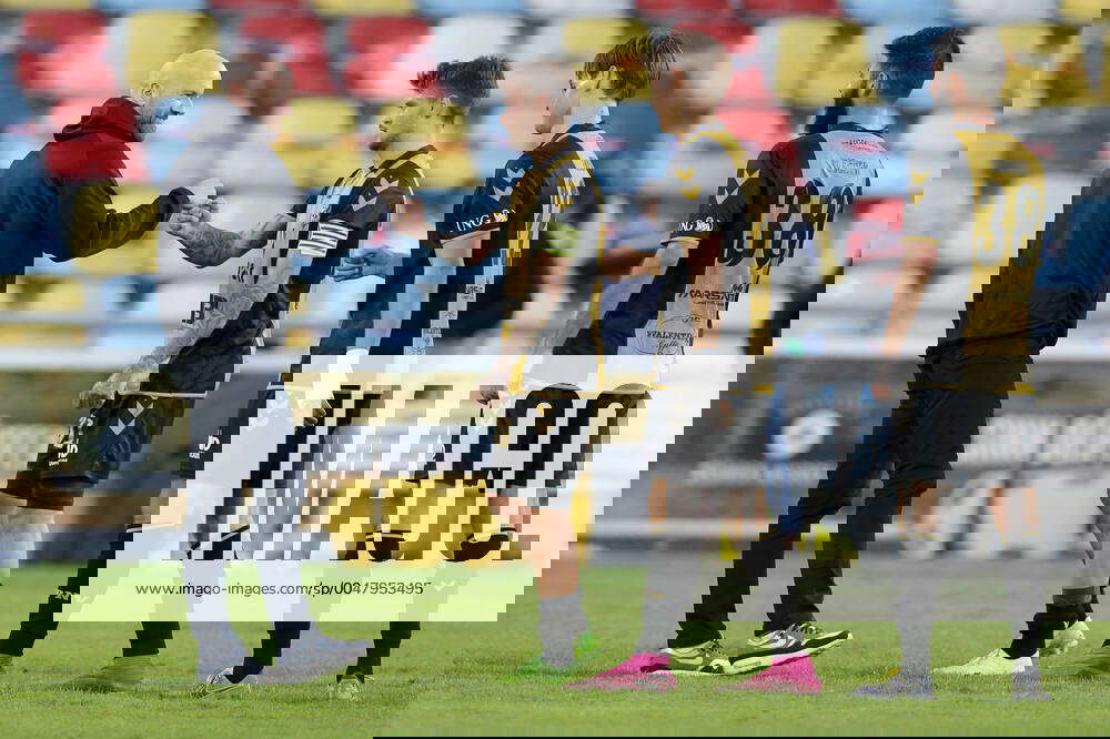 Roland Vrabec Coach Niederkorn congratulates Sebastien Thill Captain ...