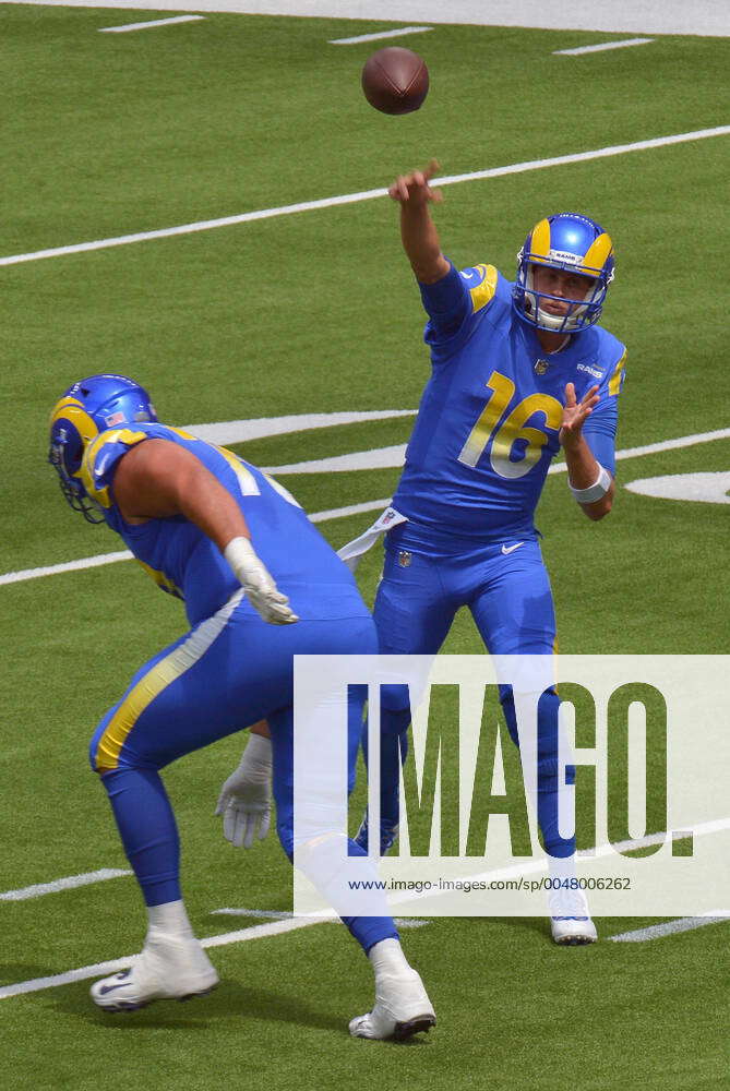 Quarterback Jared Goff (16) passes as the Los Angeles Rams hold their ...