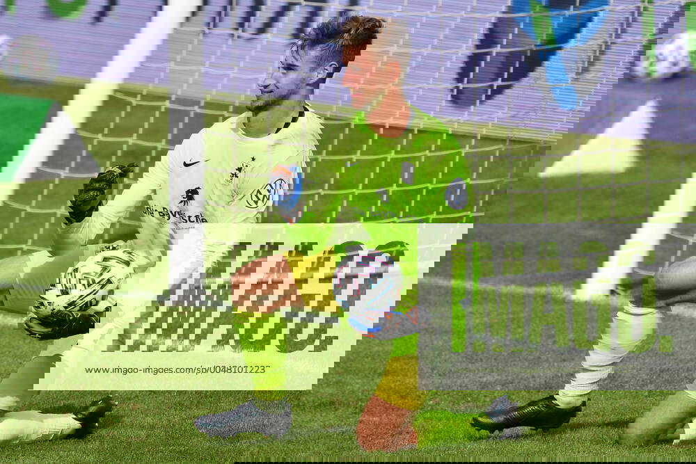 Marco Hiller, goalkeeper 1860 Munich, balls the fist, cheering, joy ...