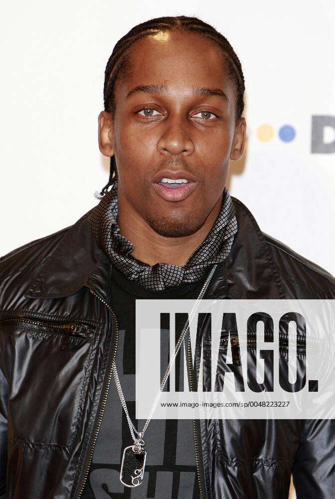 Lemar Singer Mtv Europe Music Awards 2008, Arrivals Liverpool Echo ...