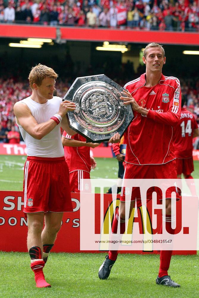 John Arne Riise & Peter Crouch Liverpool V Chelsea Liverpool V Chelsea ...