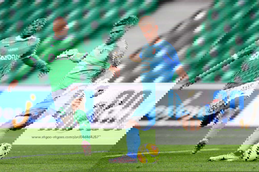 01 ROMAIN SALIN (REN) FOOTBALL : Saint Etienne vs Rennes - Ligue 1 Uber ...