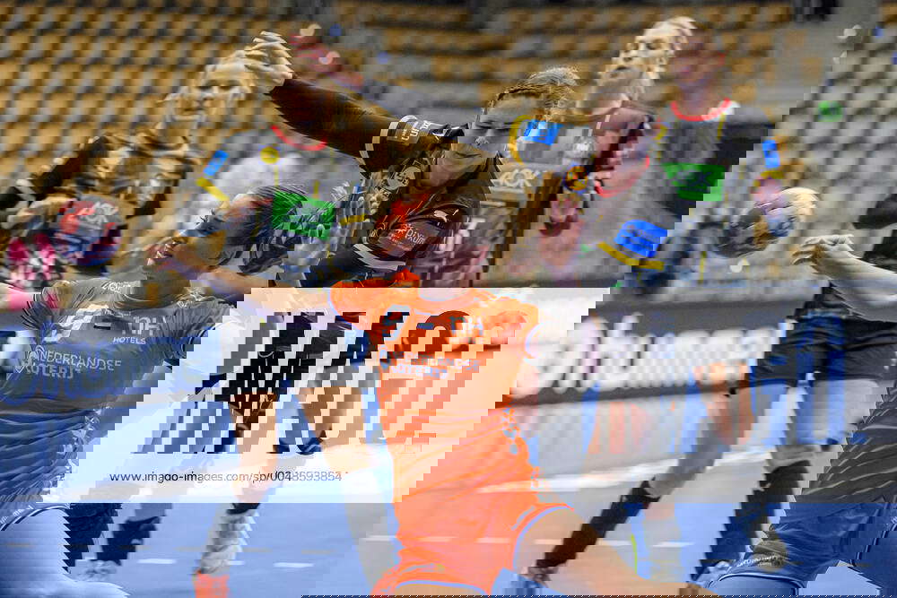 Handball, Women International, Netherlands Germany Larissa Nusser ...