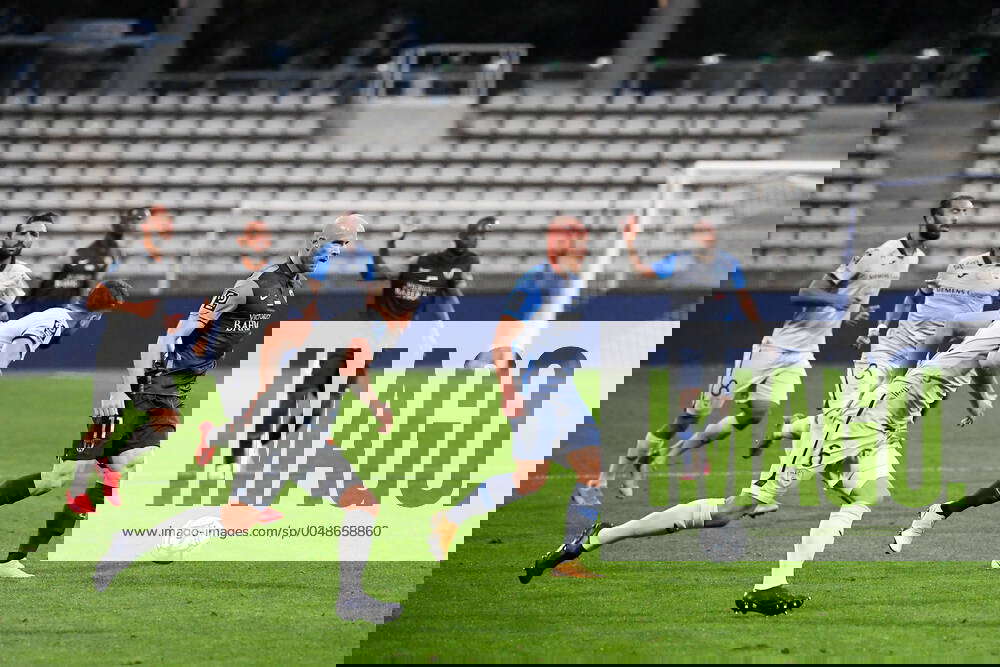 11 FLORIAN MARTIN (PFC) FOOTBALL : Paris FC vs Le Havre - Ligue 2 BKT ...