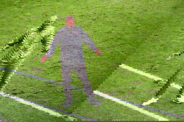 Coach Jan Moritz Lichte Mainz seems helpless FSV Mainz 05 vs Bayer 04 ...