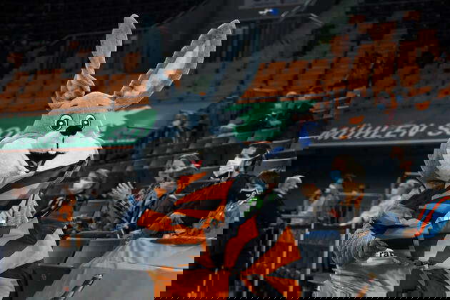 Mascot SPASS waves to the spectators and waves flags, Ratiopharm Ulm vs ...