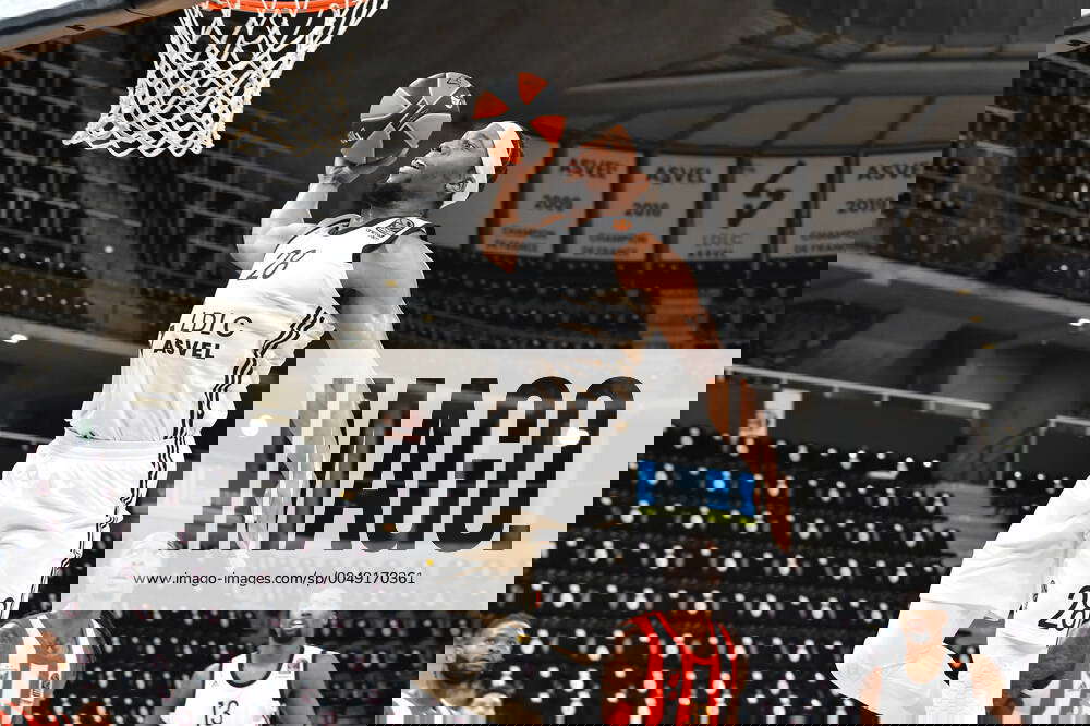 Guerschon Yabusele (asvel) BASKETBALL : LDLC ASVEL vs Etoile Rouge de ...