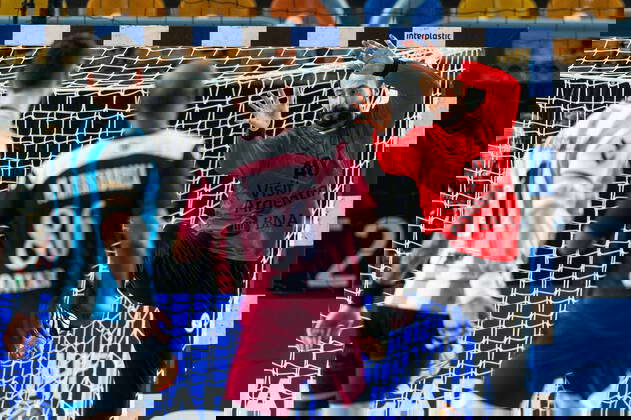 Goalkeeper Sergio Carlos Leonel Maciel of Argentina looks dejected ...