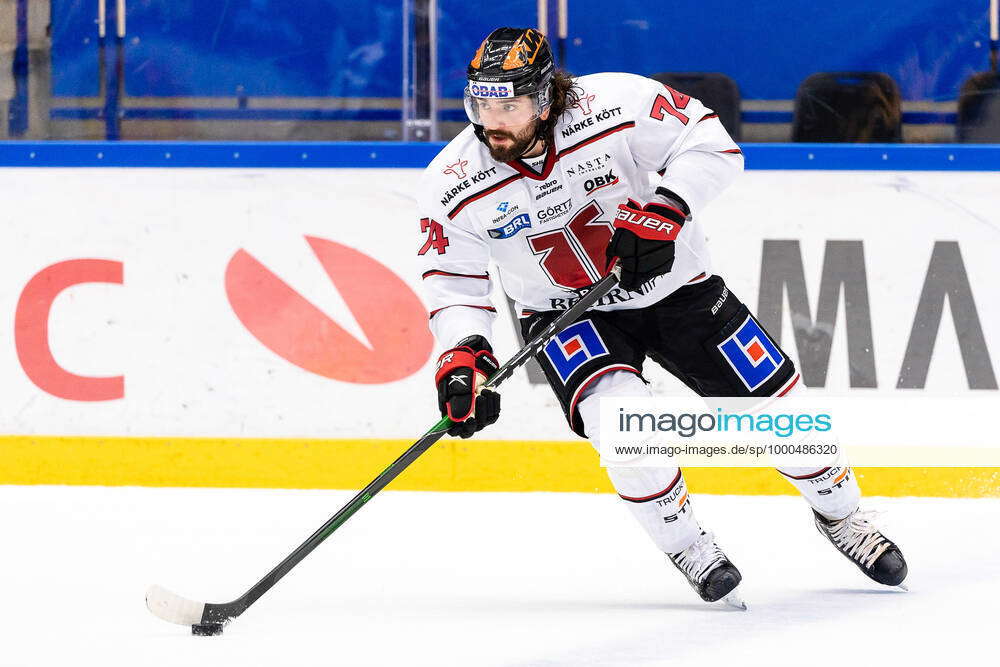 210126 Örebros Nick Ebert during the ice hockey match in the SHL ...