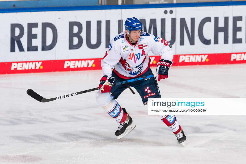 Denis Reul Adler Mannheim EHC Red Bull Muenchen vs Adler Mannheim, Ice ...