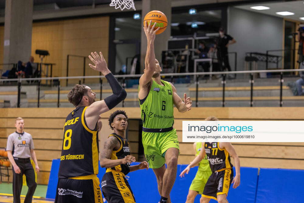 Enosch Wolf Tigers Tübingen, 8 Joshua Sharkey Tigers Tübingen, 3 ...