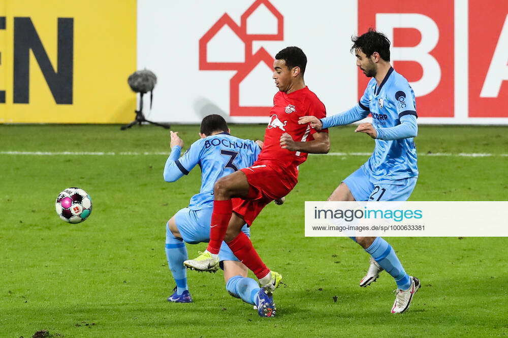 Tyler Adams RB Leipzig,14 vs Danilo Soares VfL Bochum,3 and Gerrit Holtmann VfL Bochum,21 1 DFB