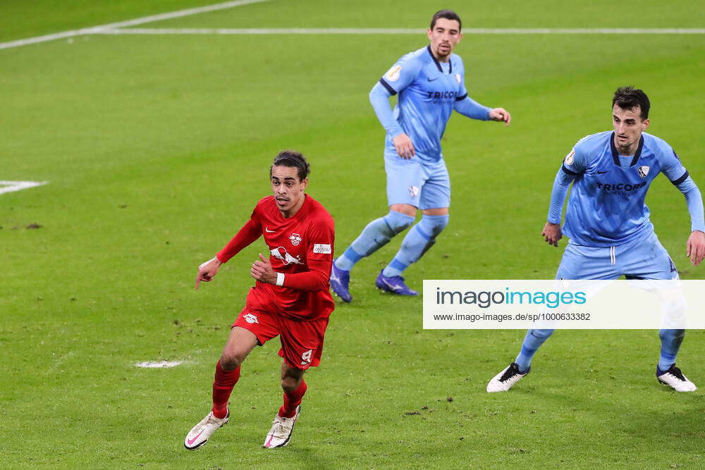 Yussuf Poulsen RB Leipzig,9 vs Erhan Masovic VfL Bochum,4 and Danilo ...