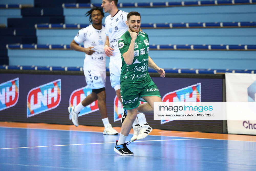 Romain Tesio (USAM Nimes Gard) HANDBALL : Chartres Metropole HB vs USAM ...