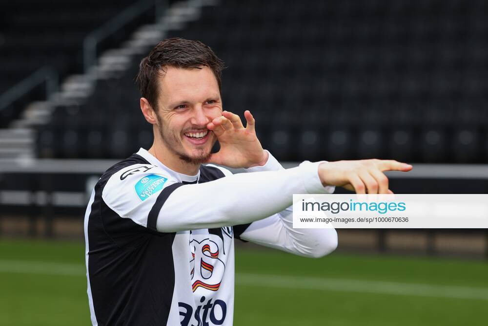 ALMELO, 03-02-2021 , Erve Asito stadium , season 2020 2021. Heracles ...