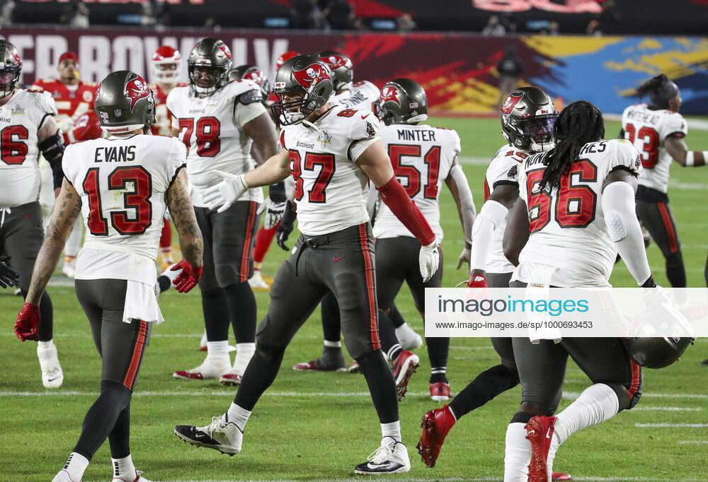 December 31, 1999, Tampa, Florida, USA: Tampa Bay Buccaneers players ...